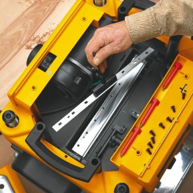 Рейсмусовый станок 1800 Вт DeWalt DW735-KS ― DeWALT